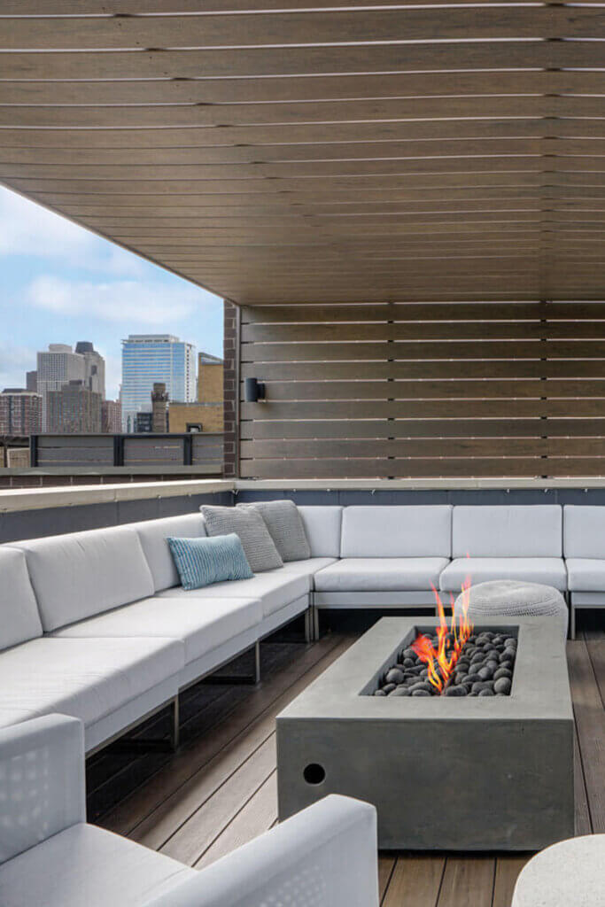 Rooftop Oasis – Urbane Home